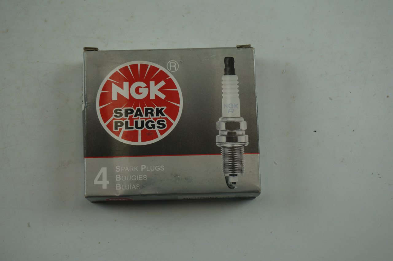 NGK V POWER BKUR6ET-10 SPARK PLUGS NEW #2397 | Factory OEM Parts
