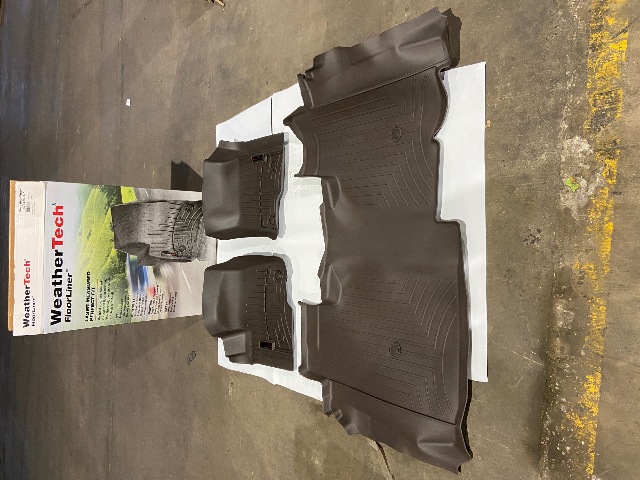 WeatherTech Floor Mats fits Silverado/Sierra -2019-2024- 1500/2500/3500 ...